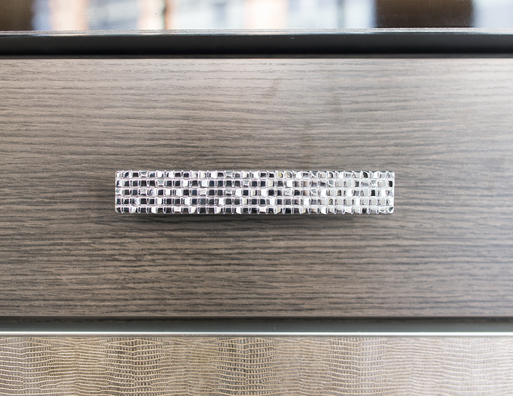 Decorative Hardware - Drawer Pulls & Knobs | California Closets
